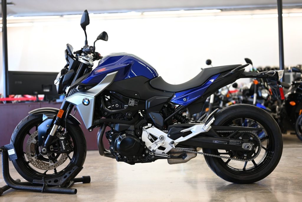 2020 BMW F900R - Onyx Moto